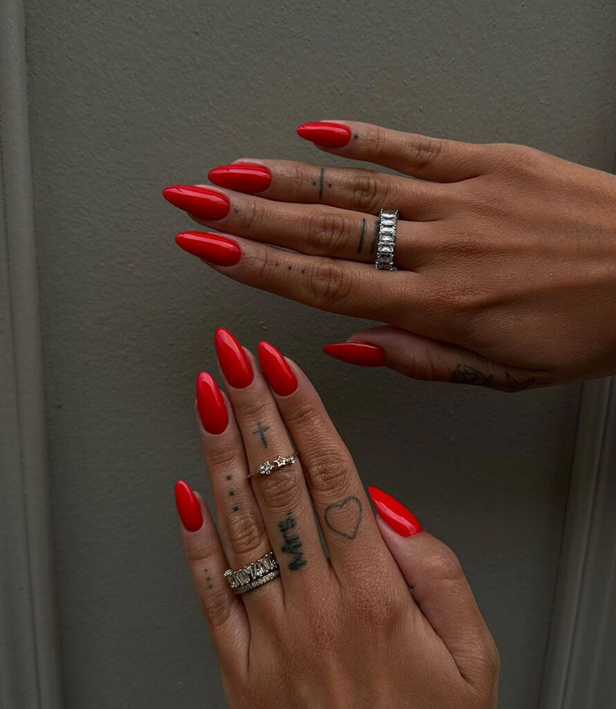 UNGHIE ROSSE ESTIVE | Le idee e le tendenze da copiare