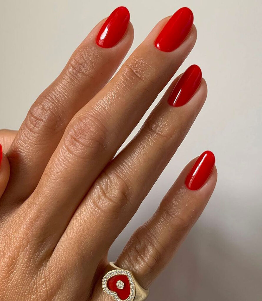 UNGHIE ROSSE ESTIVE | Le idee e le tendenze da copiare