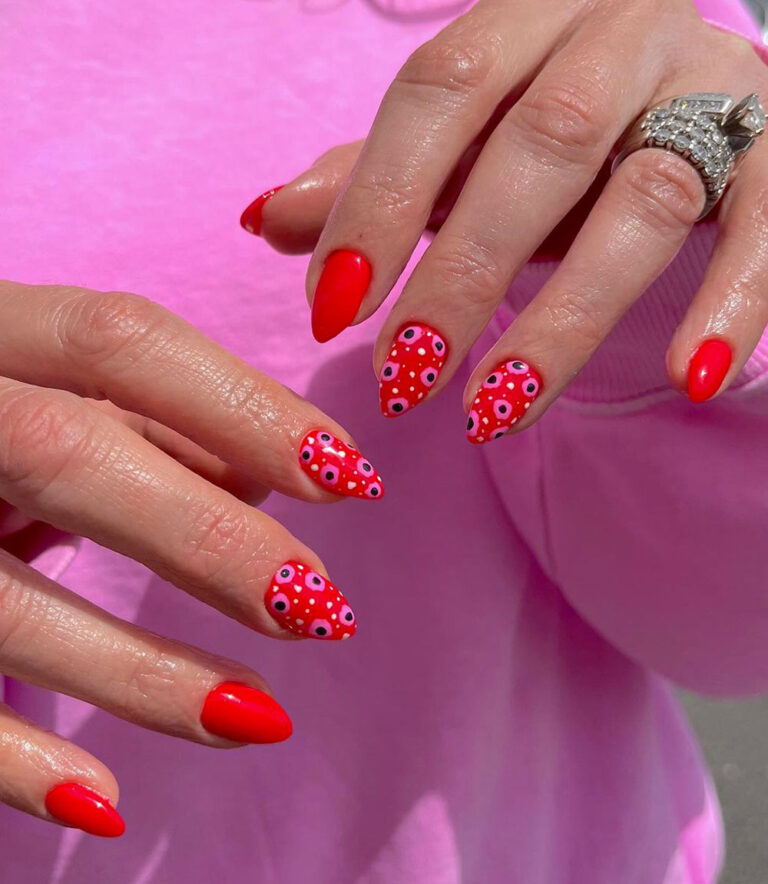 UNGHIE ROSSE ESTIVE | Le idee e le tendenze da copiare