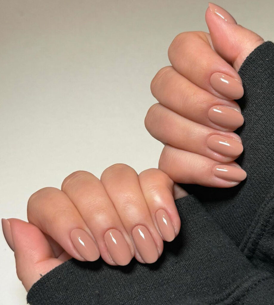 UNGHIE COLOR CARNE: Le tonalità da scegliere per la nail art