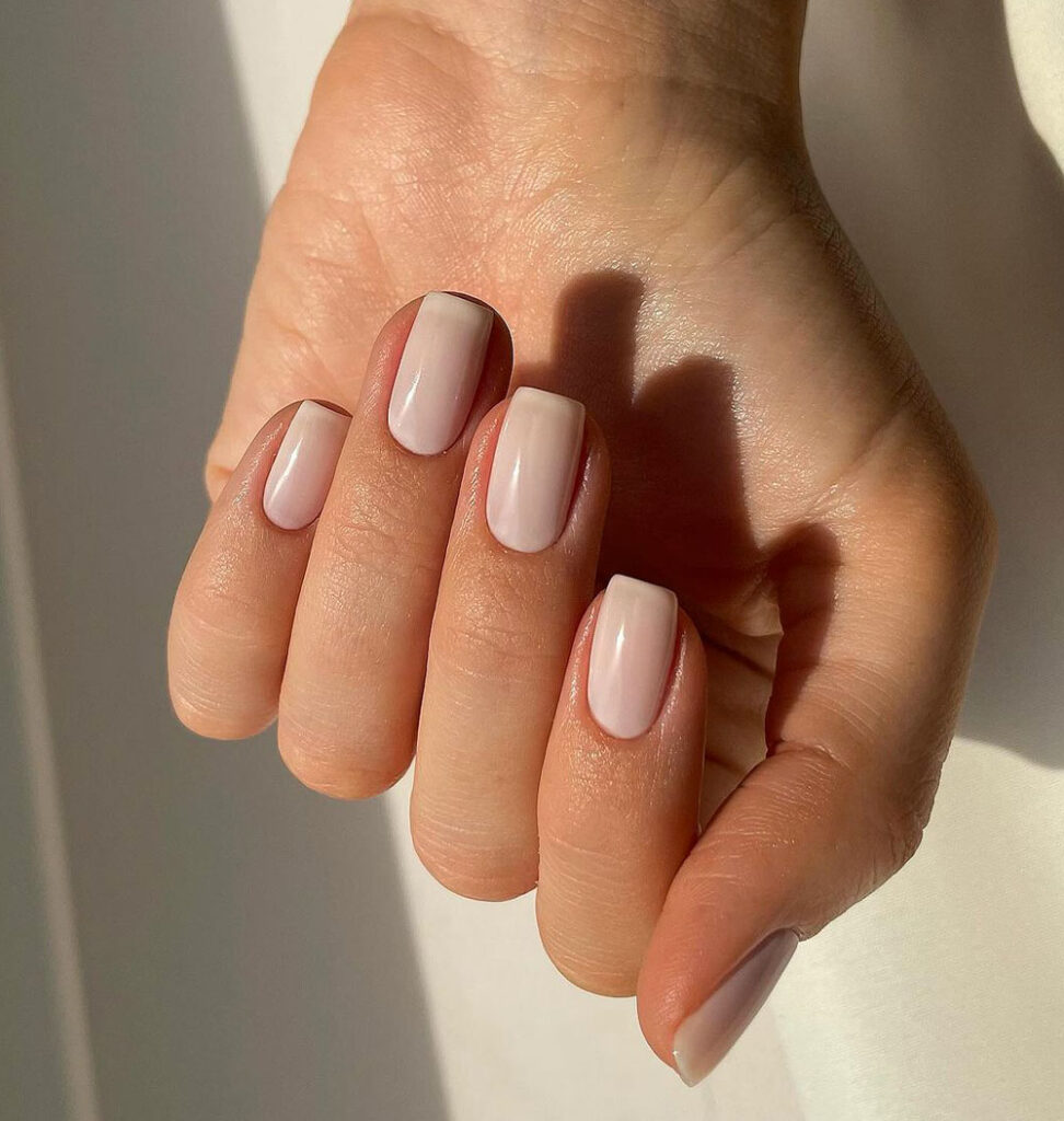 UNGHIE COLOR CARNE: Le tonalità da scegliere per la nail art