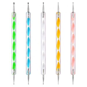 UNGHIE NATALIZIE SEMPLICI 2024: 11 nail art da provare o